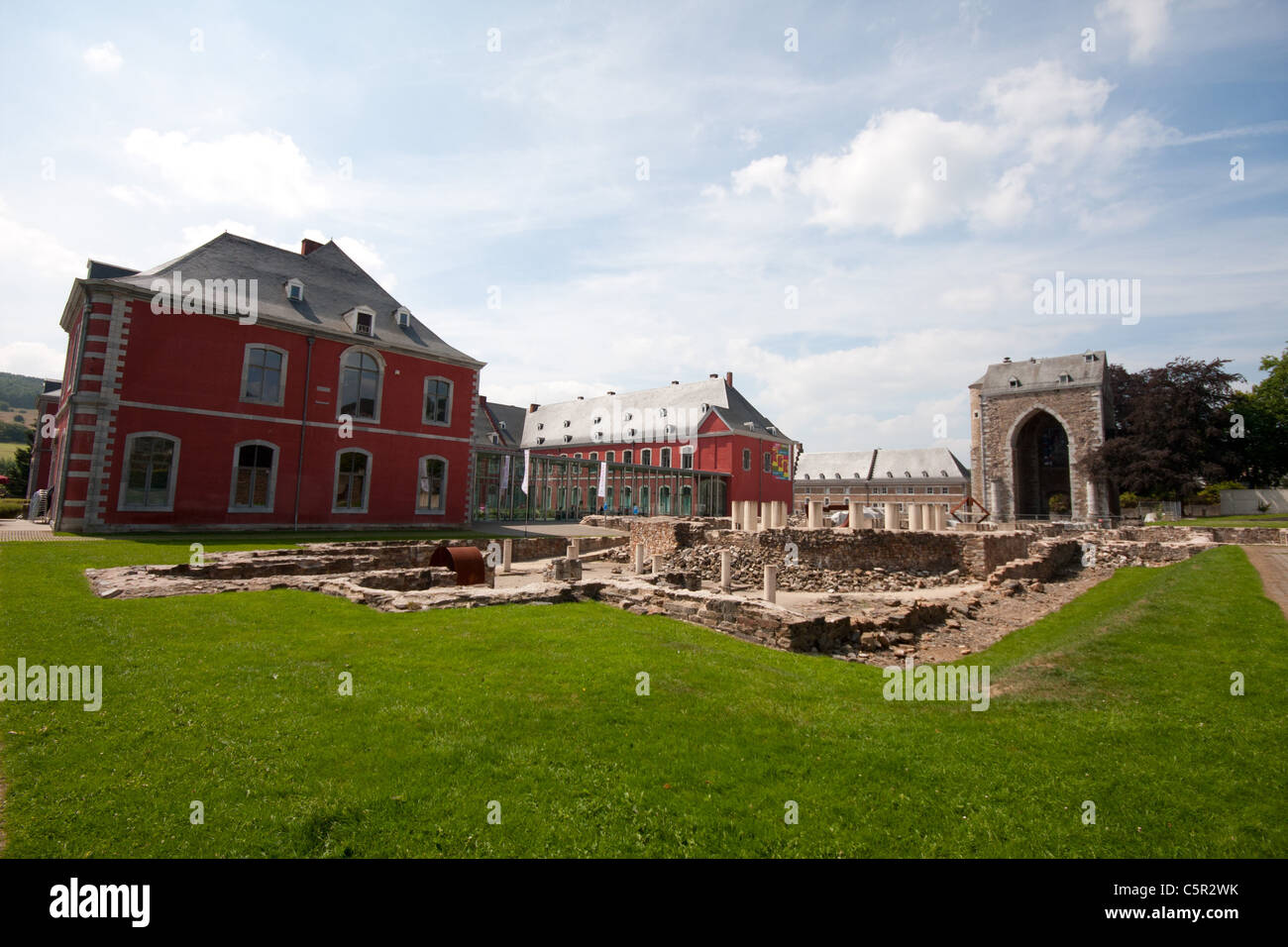 Abtei von stavelot -Fotos und -Bildmaterial in hoher Auflösung – Alamy