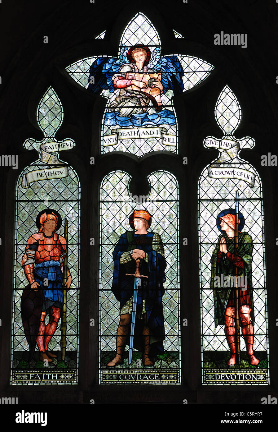 Burne jones stained glass -Fotos und -Bildmaterial in hoher Auflösung ...