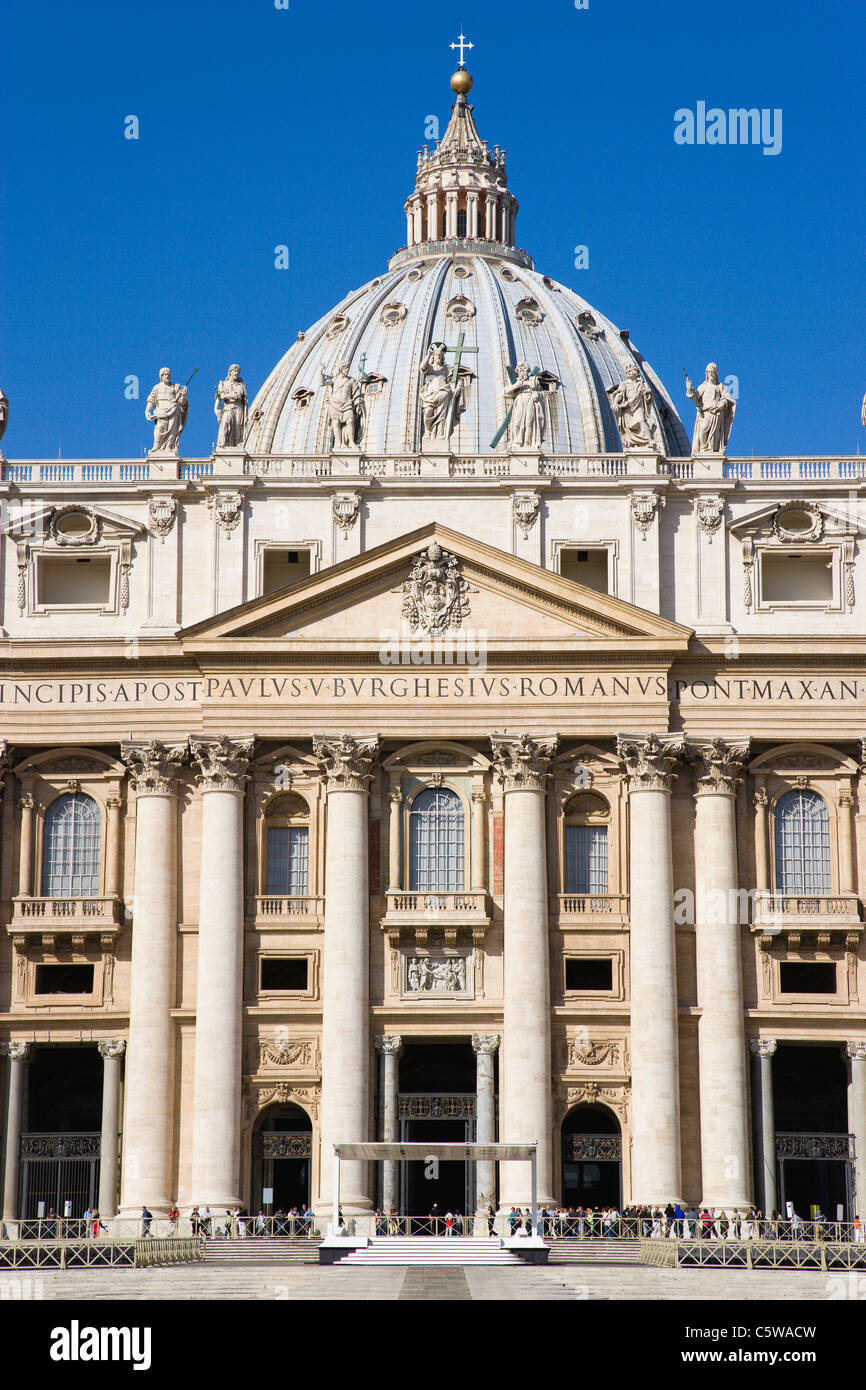 Basilica of saint petrus -Fotos und -Bildmaterial in hoher Auflösung ...