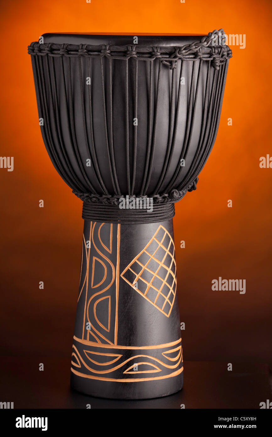 Kubanischer bongo -Fotos und -Bildmaterial in hoher Auflösung – Alamy