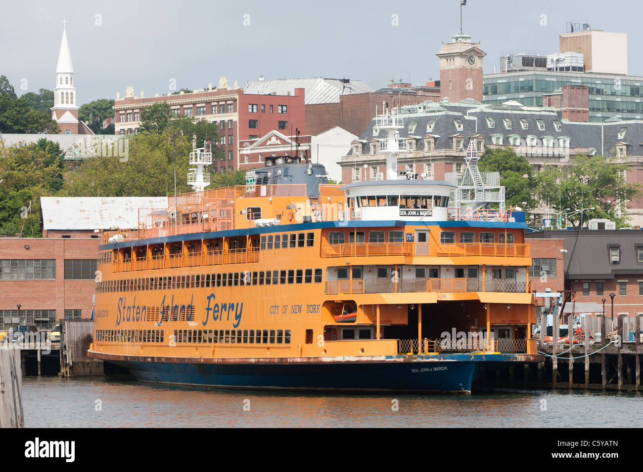 St john ferry terminal -Fotos und -Bildmaterial in hoher Auflösung – Alamy