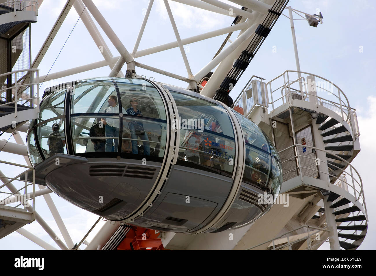 London eye pod -Fotos und -Bildmaterial in hoher Auflösung – Alamy