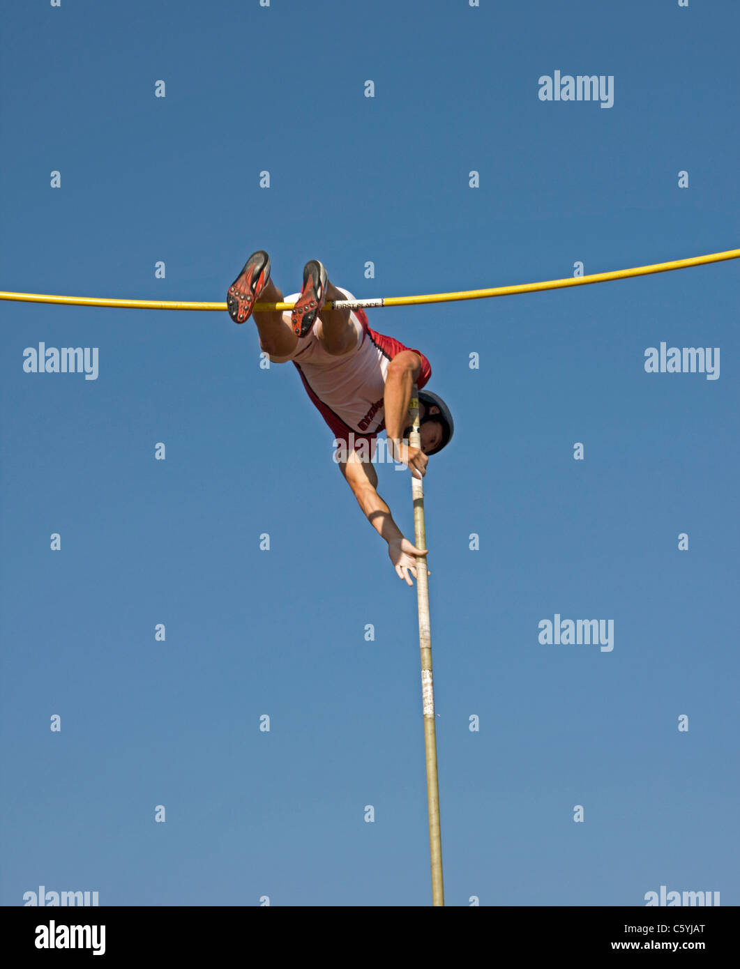 Pole vaulting -Fotos und -Bildmaterial in hoher Auflösung – Alamy
