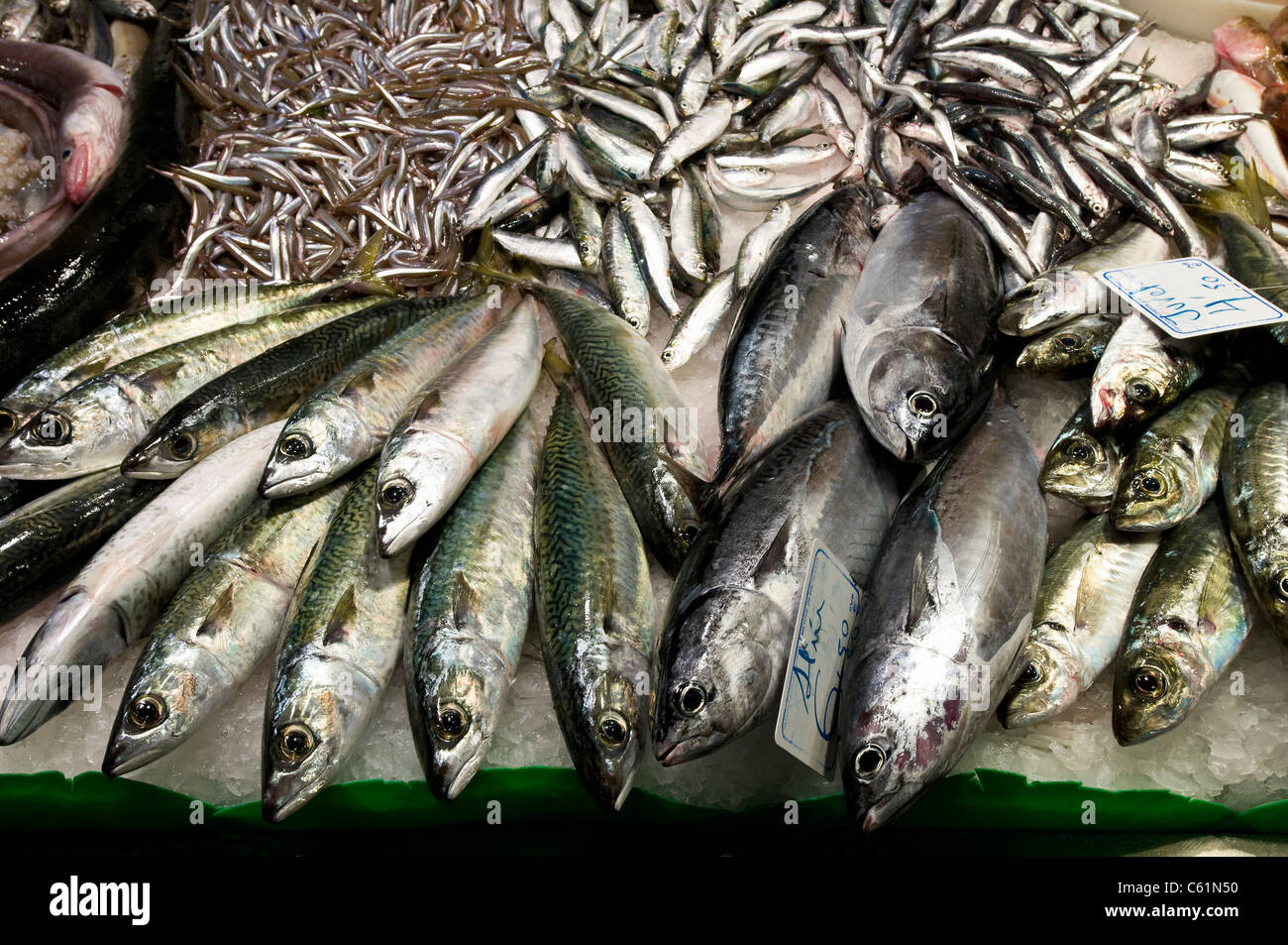 Barcelona fisch -Fotos und -Bildmaterial in hoher Auflösung – Alamy