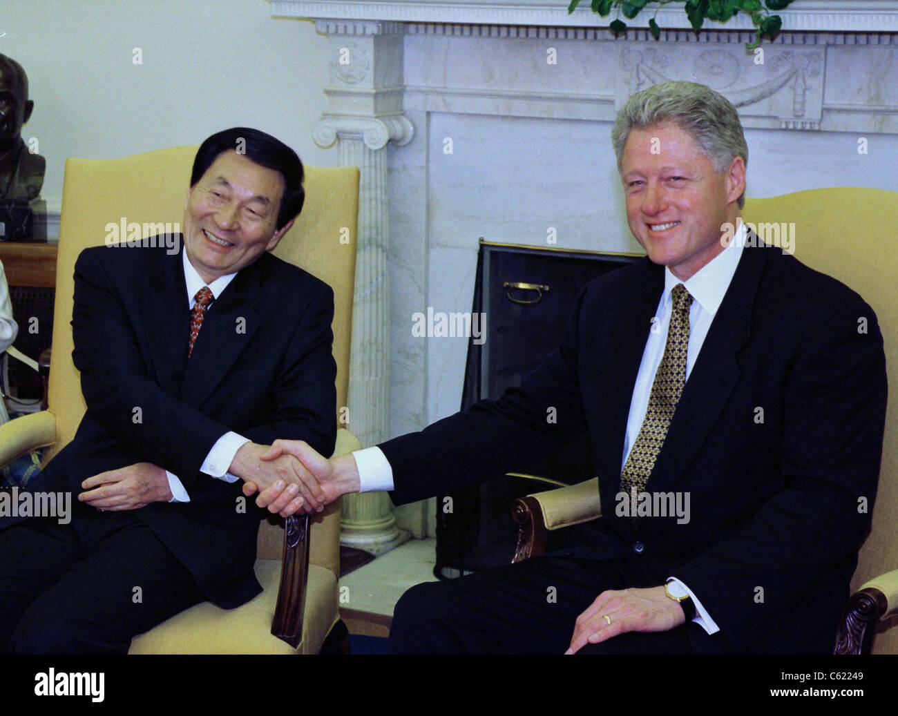 Zhu rongji -Fotos und -Bildmaterial in hoher Auflösung – Alamy