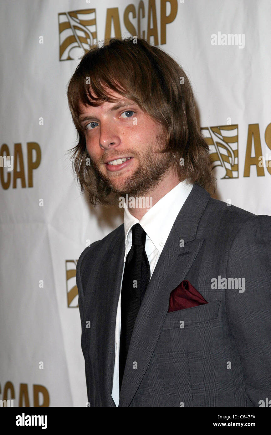 James Valentine von Maroon 5 bei Ankunft für ASCAP Pop Music Awards ...