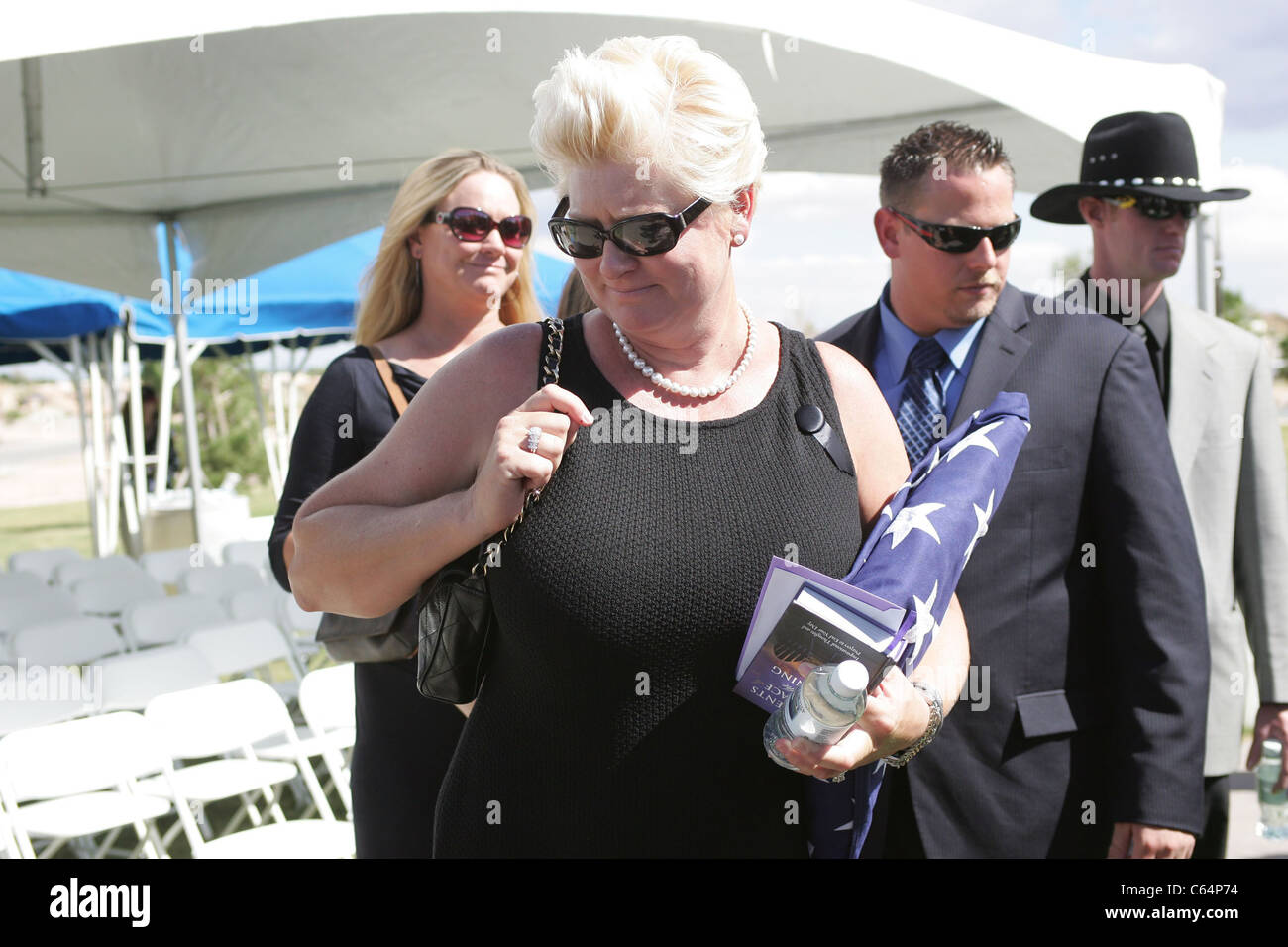 Tony curtis jill vandenberg curtis -Fotos und -Bildmaterial in hoher ...