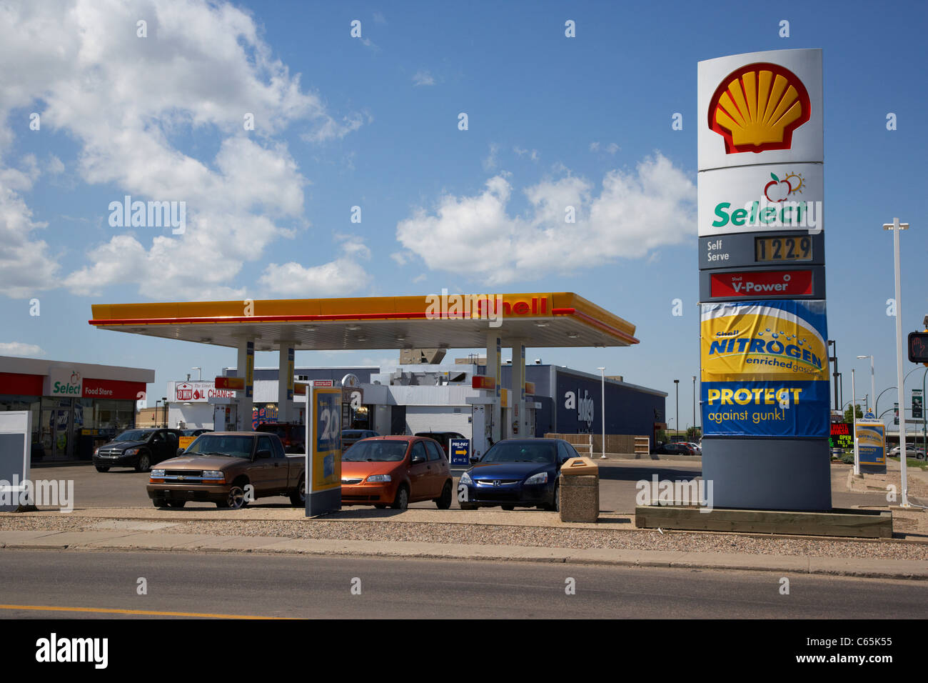 Shell Gas Station Stockfotos und -bilder Kaufen - Alamy
