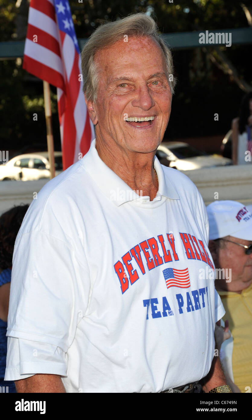 Beverly hills tea party rallye -Fotos und -Bildmaterial in hoher ...