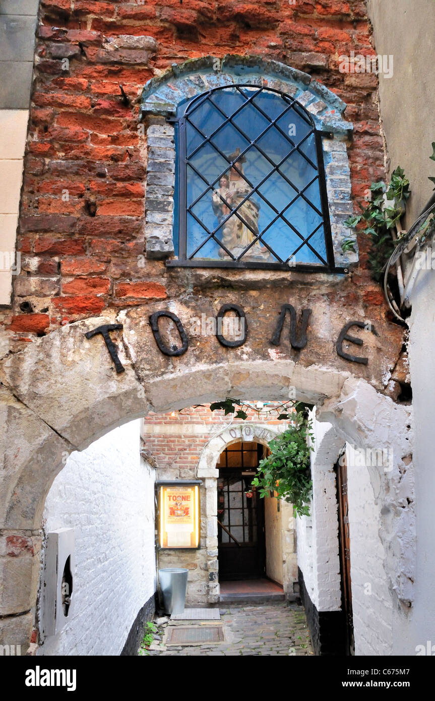 Toone brussels -Fotos und -Bildmaterial in hoher Auflösung – Alamy