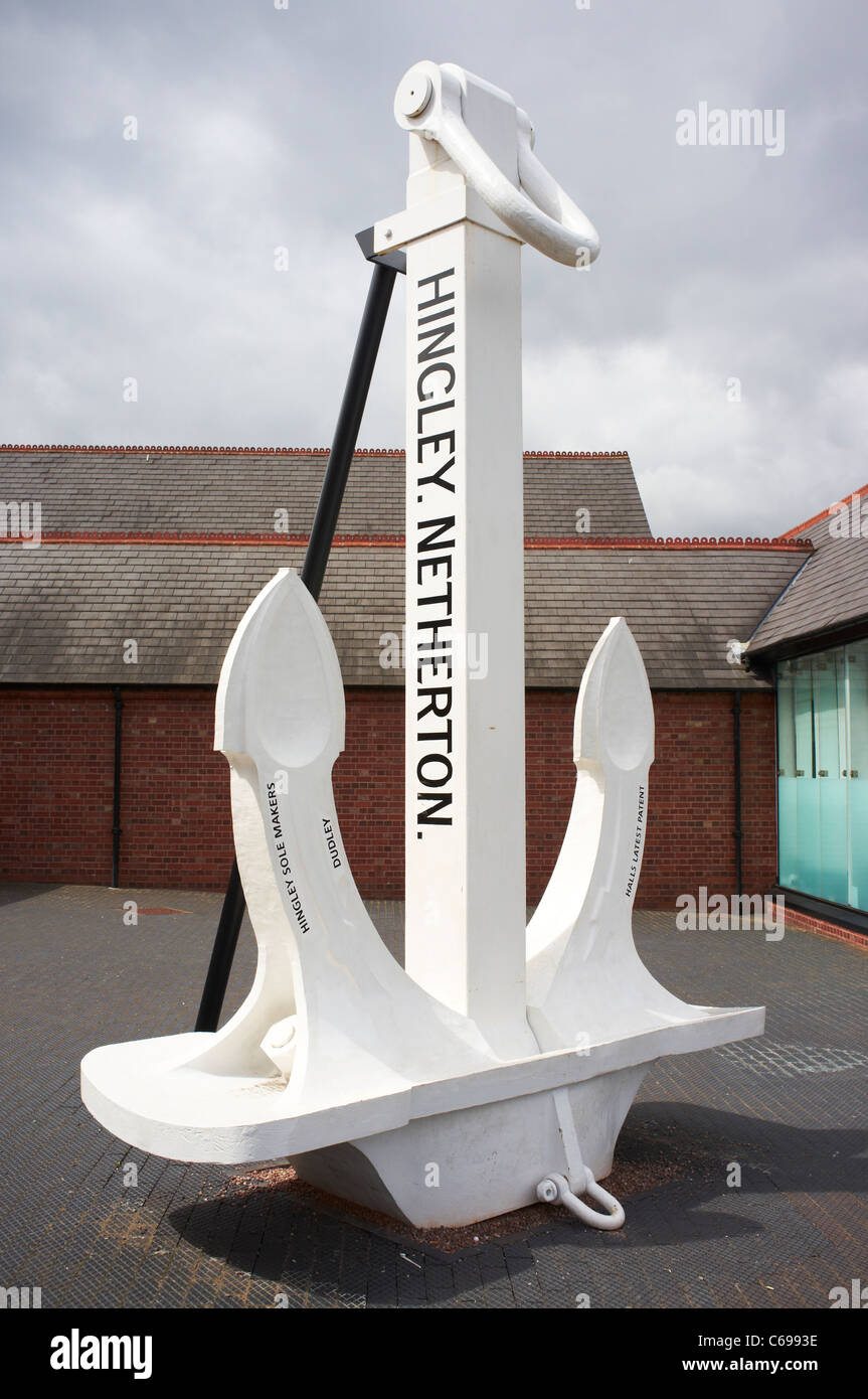 Nachbildung der Titanic Anker außerhalb der Black Country Museum Dudley ...