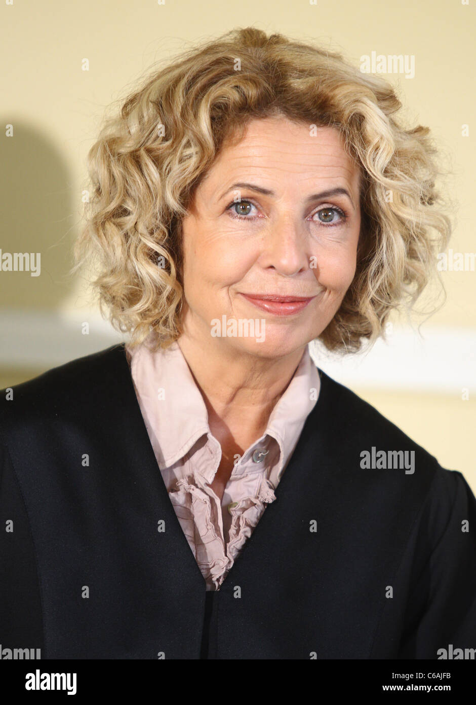 Michaela may -Fotos und -Bildmaterial in hoher Auflösung - Seite 3 - Alamy
