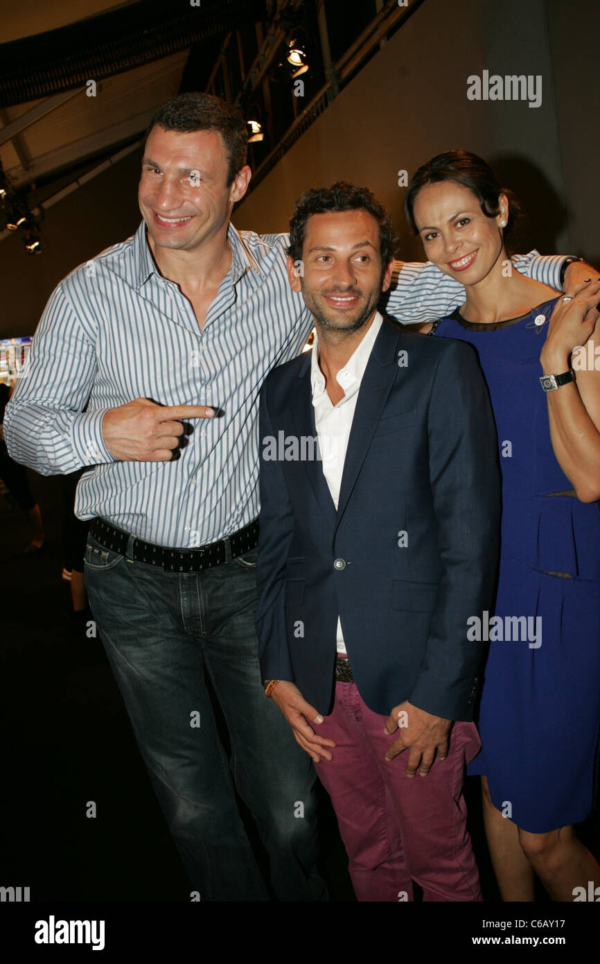 His wife natalia -Fotos und -Bildmaterial in hoher Auflösung – Alamy