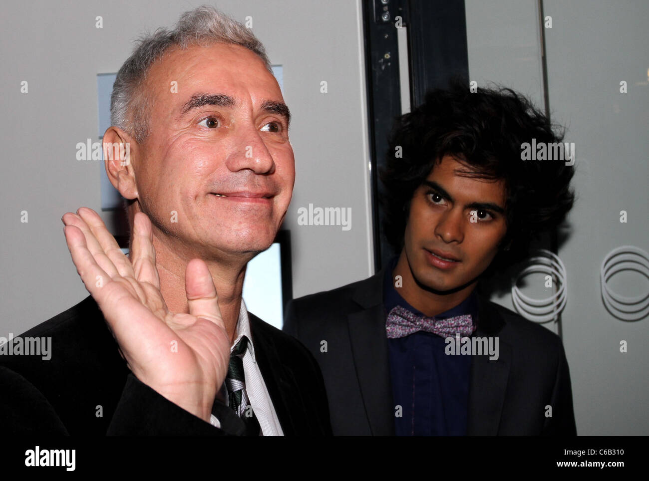Roland Emmerich, Freund Omar De Soto auf der Launch-Party von der 60 ...