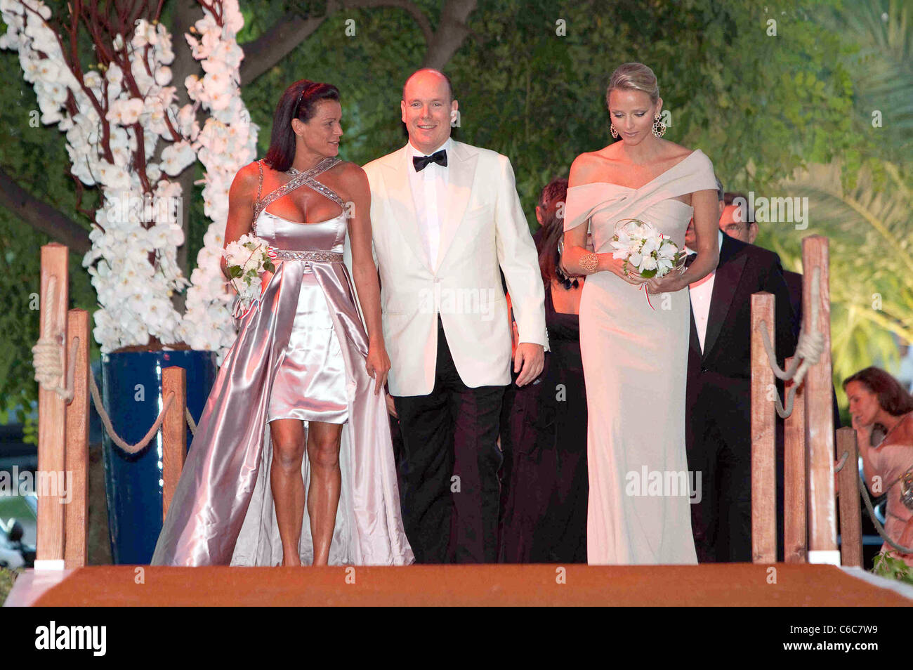 Prinzessin Stephanie, Fürst Albert II. von Monaco und seine Verlobte ...