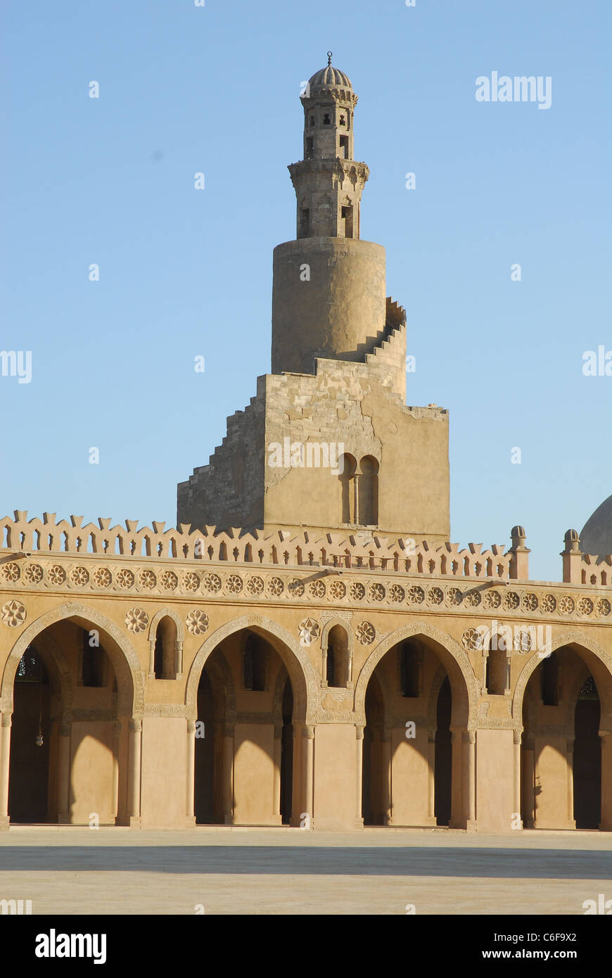 Die spiralförmigen Minarett der Moschee Ibn Tulun in Kairo, die ähnelt ...