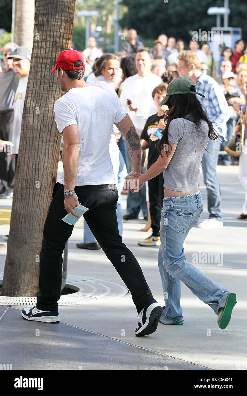 Megan fox freund -Fotos und -Bildmaterial in hoher Auflösung – Alamy