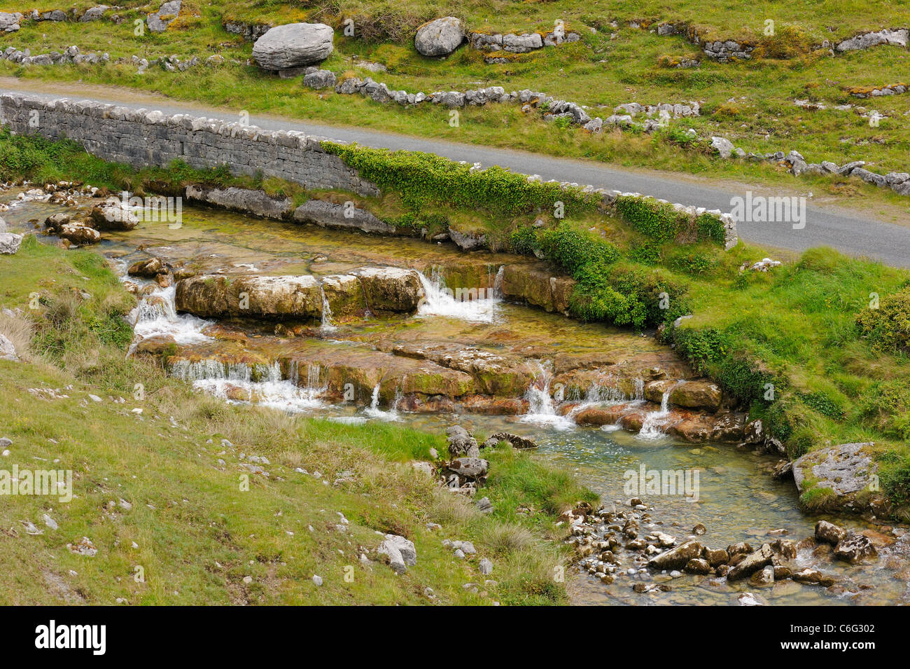Caher fluss -Fotos und -Bildmaterial in hoher Auflösung – Alamy