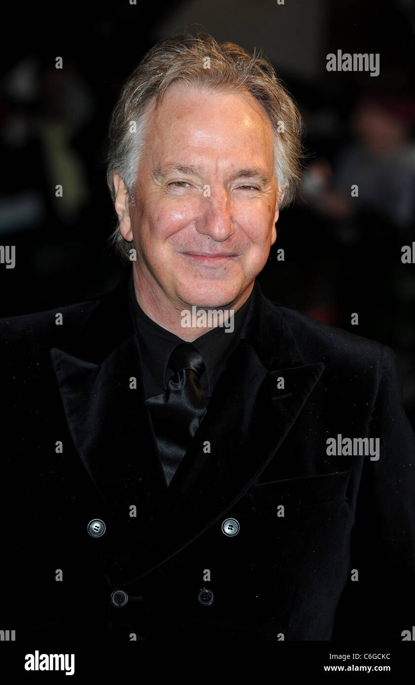 Alan rickman alice in wonderland -Fotos und -Bildmaterial in hoher ...