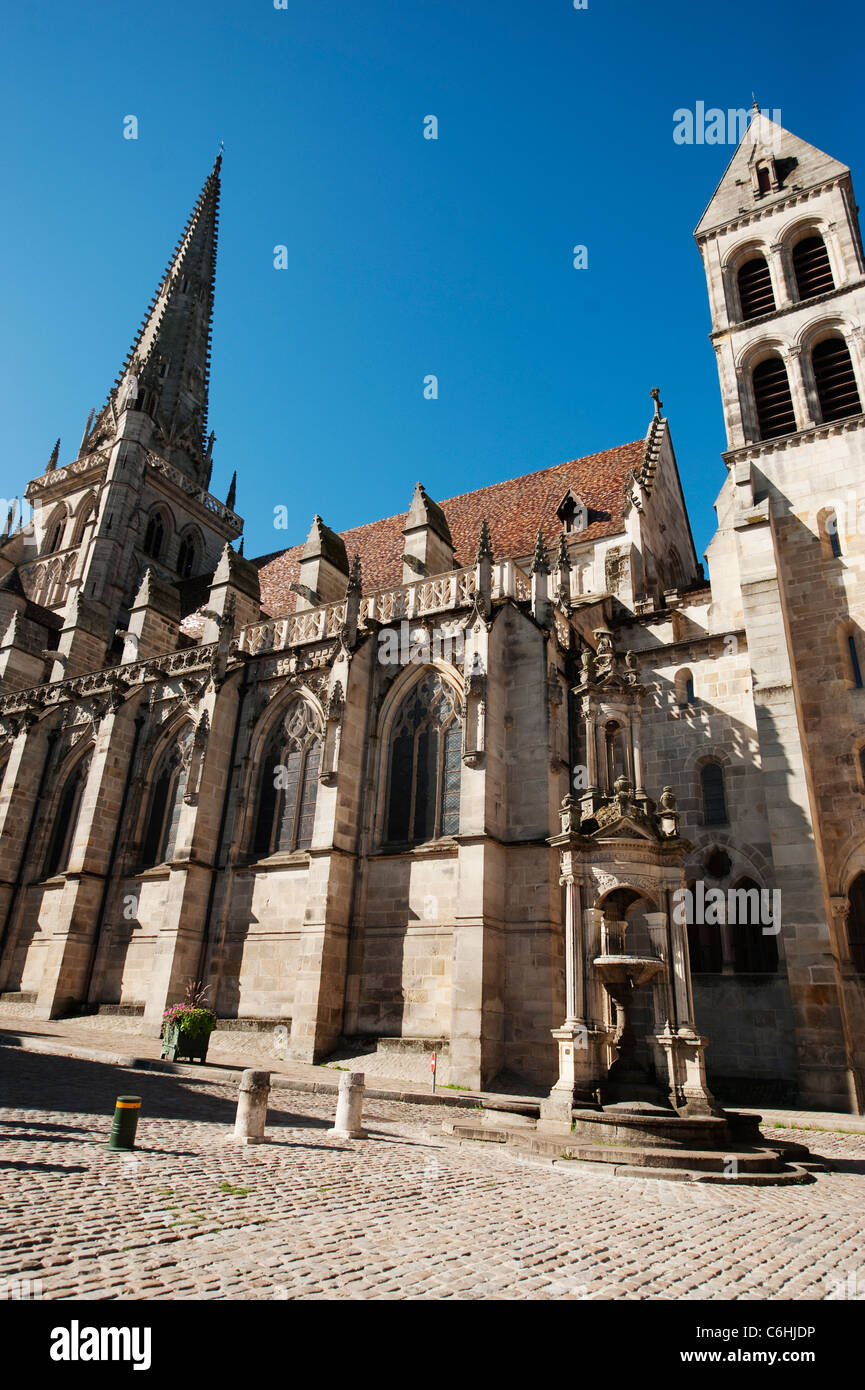 Autun Romanische Kathedrale Stockfotos und -bilder Kaufen - Alamy