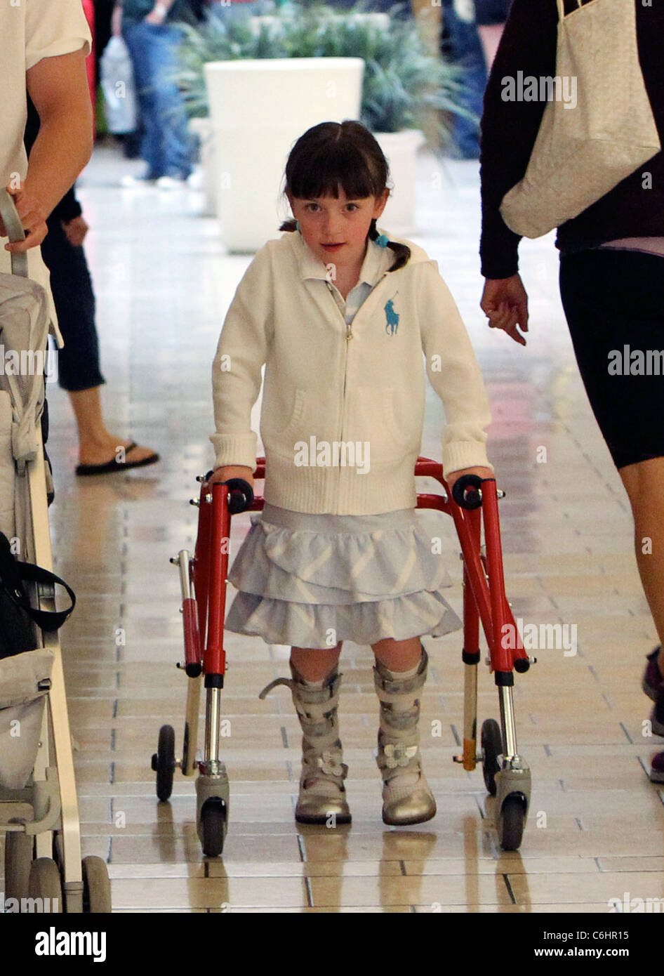 Isabella neville -Fotos und -Bildmaterial in hoher Auflösung – Alamy