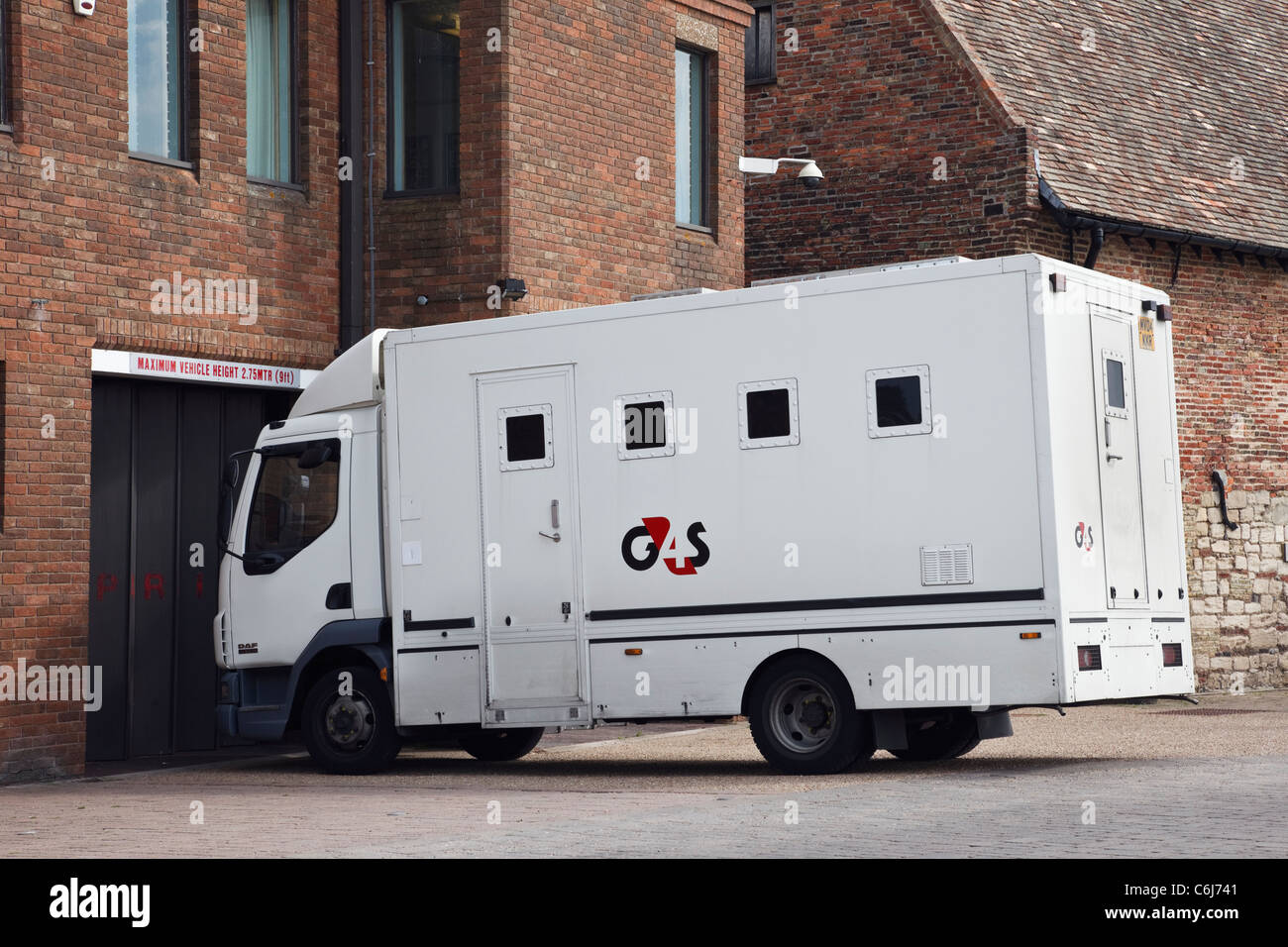Group 4 securicor -Fotos und -Bildmaterial in hoher Auflösung – Alamy