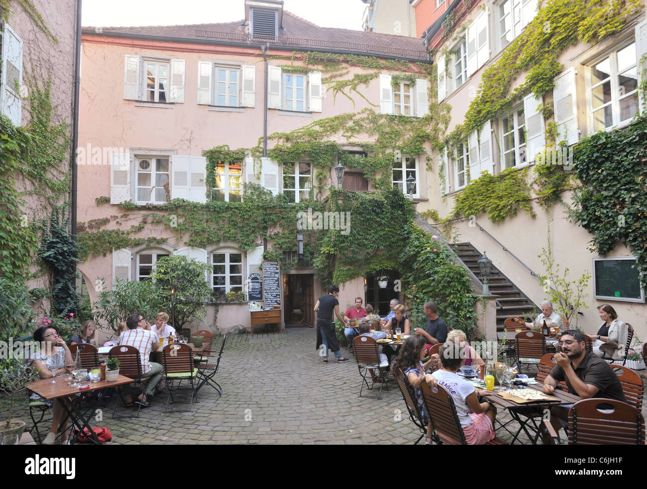 Badischer wein -Fotos und -Bildmaterial in hoher Auflösung – Alamy
