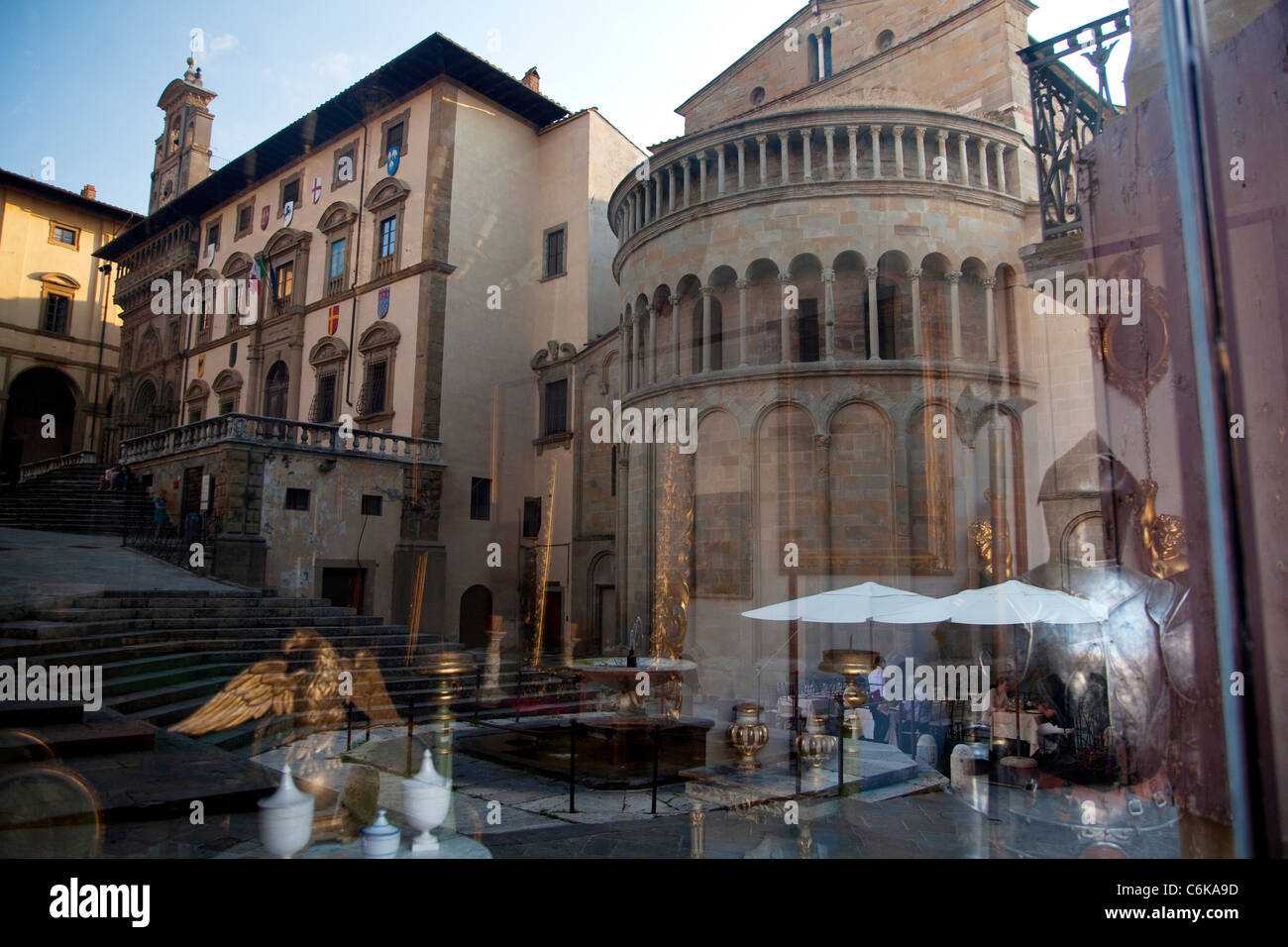 Souvenir tradizionali toscana -Fotos und -Bildmaterial in hoher Auflösung – Alamy
