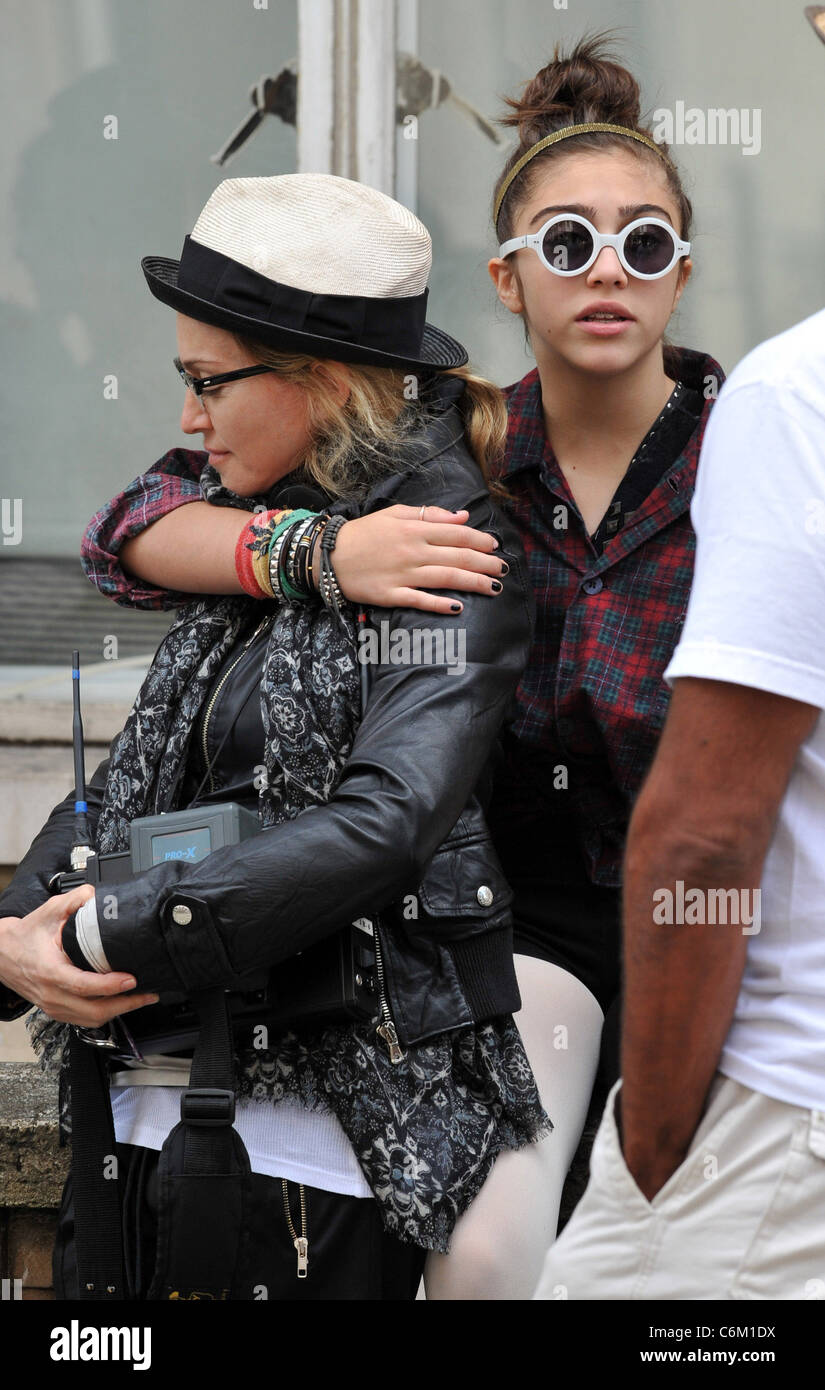 Madonna und Lourdes Leon am Set von Madonnas neuer film über über ...