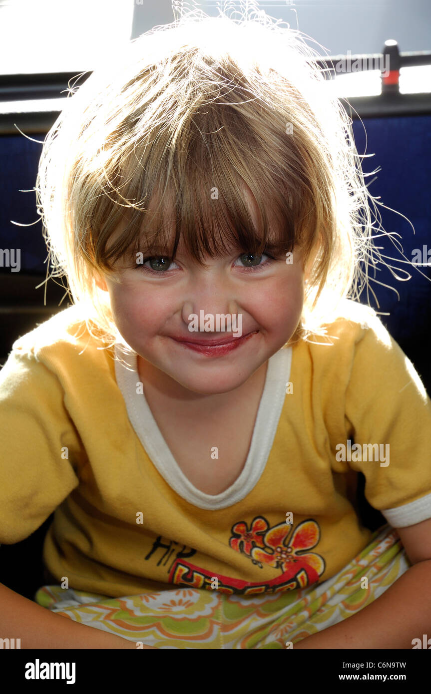 Menschliche kinder -Fotos und -Bildmaterial in hoher Auflösung – Alamy