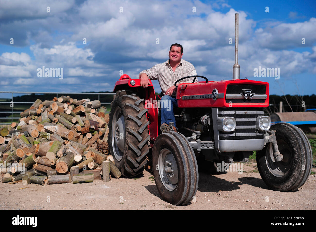 Massey Ferguson Stockfotos und -bilder Kaufen - Alamy