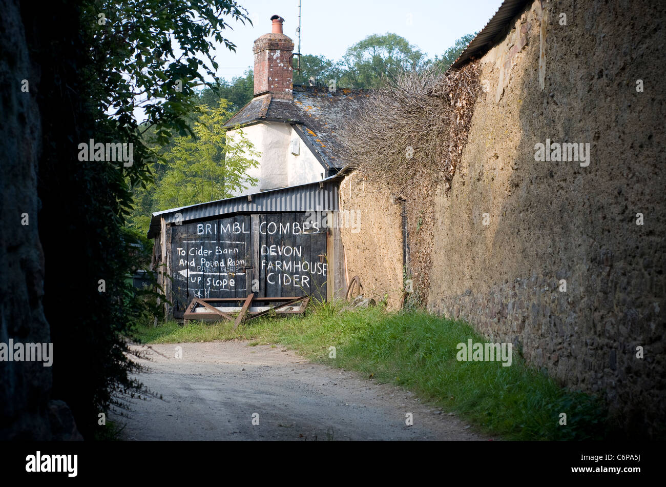 Brimblecombes Devon Farm Apfelwein, Bauernhaus, Alkohol, Barrel, Bier ...