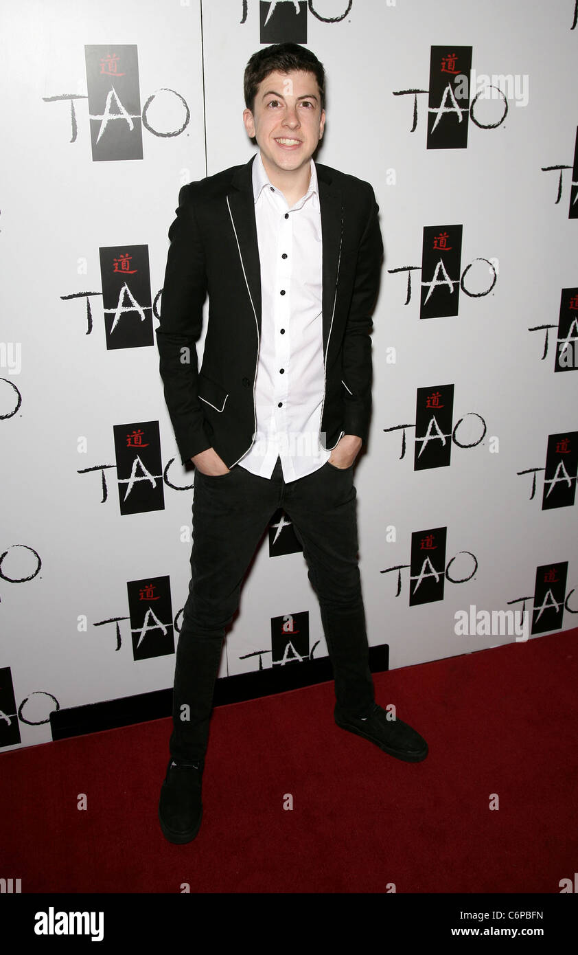 Chris Mintz-Plasse feiert seinen 21. Geburtstag im Tao Club im Venetian ...