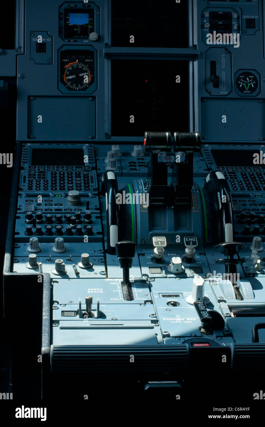 Flugzeug cockpit horizont -Fotos und -Bildmaterial in hoher Auflösung ...