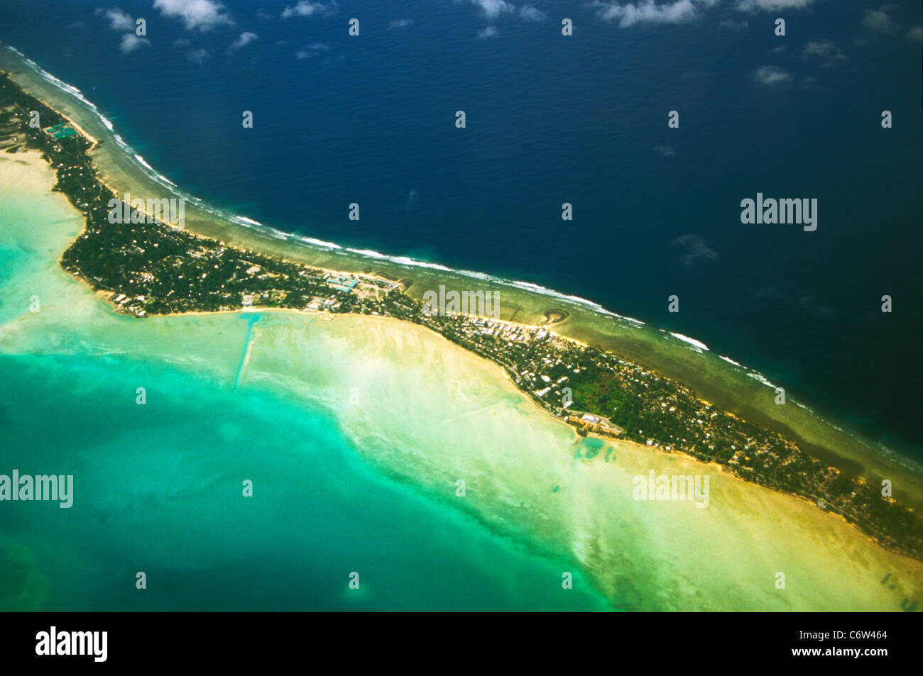 Kiribati Atoll Aerial View Stockfotos und -bilder Kaufen - Alamy