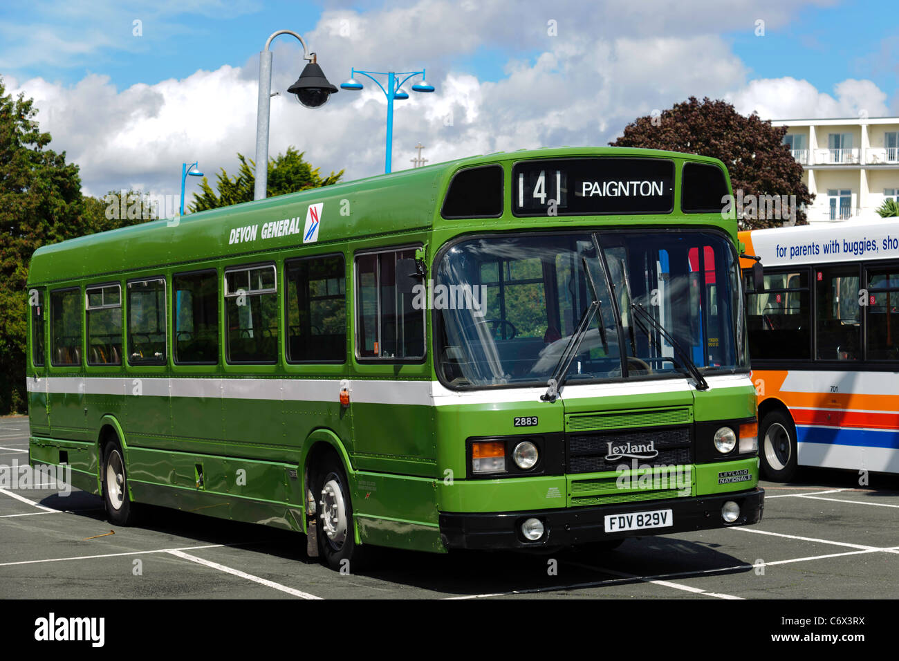 Single decker bus -Fotos und -Bildmaterial in hoher Auflösung – Alamy