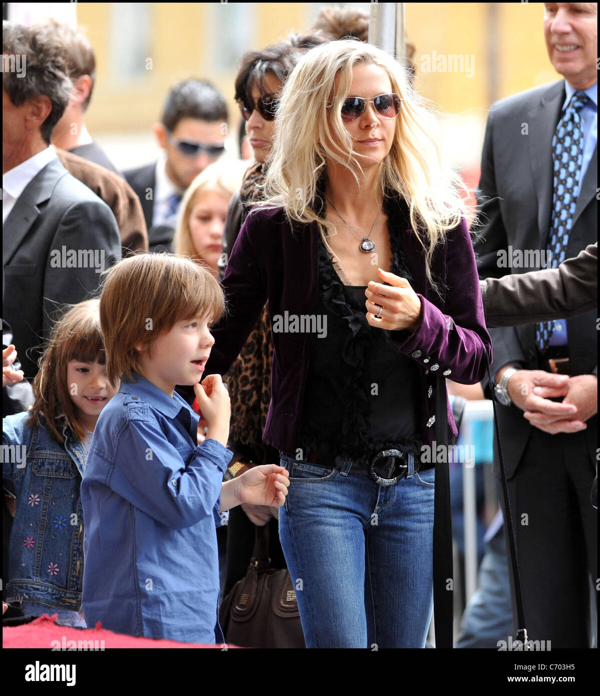 Tennyson spencer crowe und charles spencer crowe -Fotos und ...