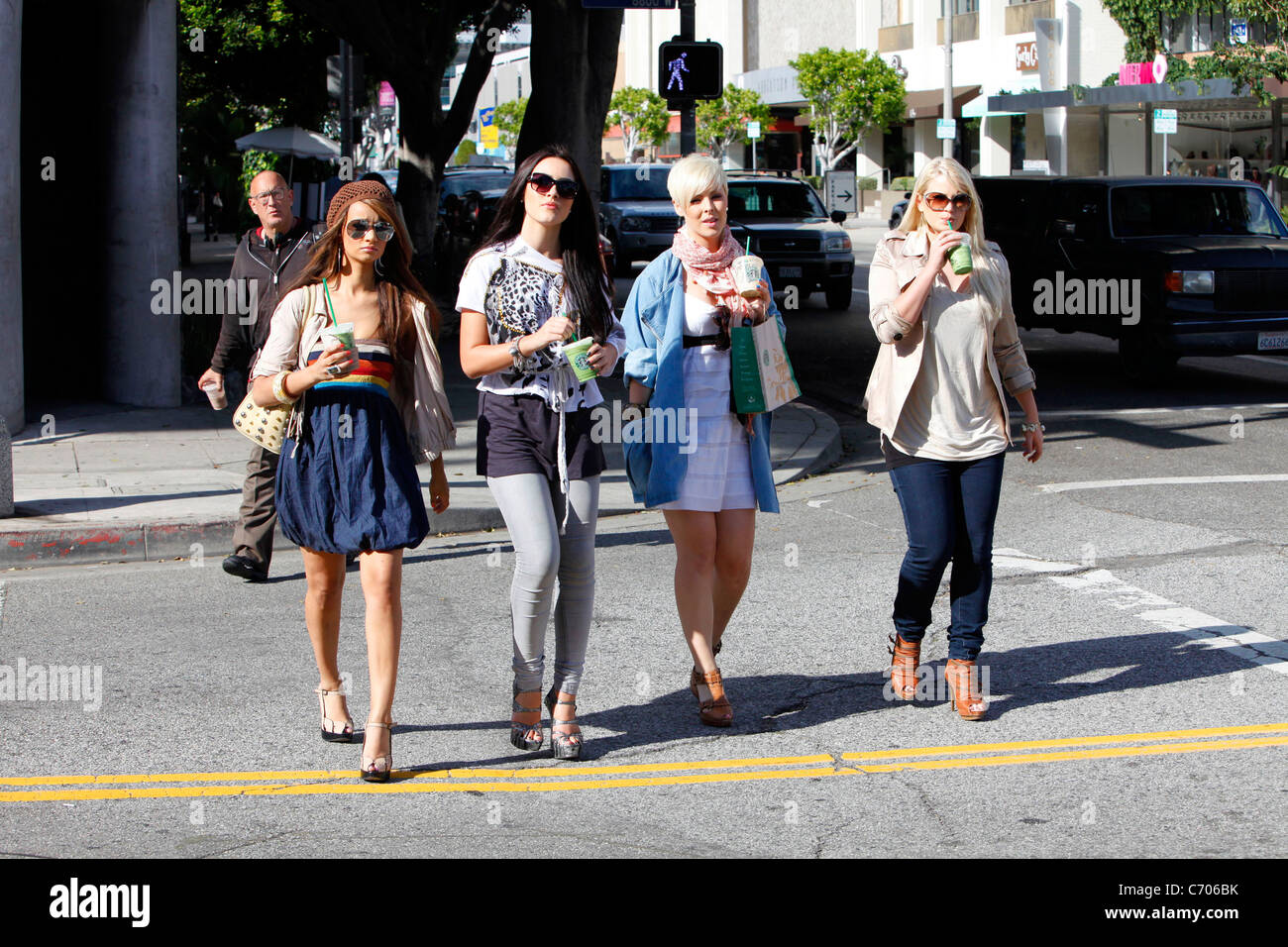 Leonore Bartsch, Gabriella De Almeida Rinne, Antonella Trapani und ...