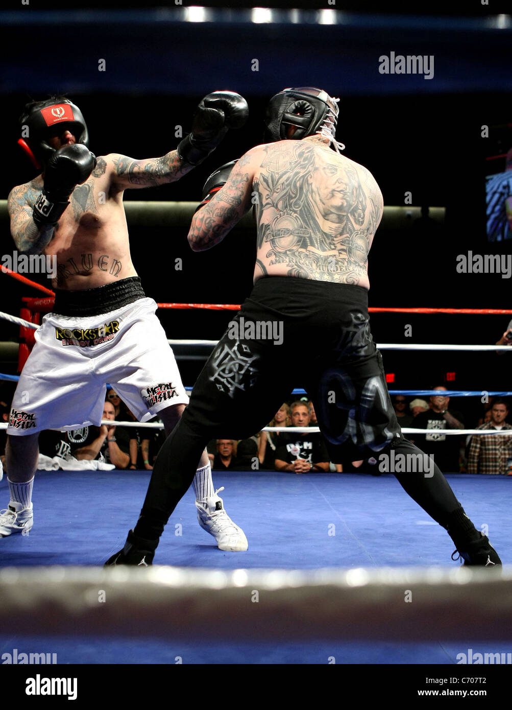 Benji Madden und Riki Rachtman Benji Madden und Riki Rachtman Kampf bei ...