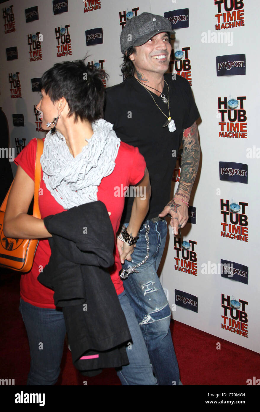 Tommy Lee und Freundin Sofia Toufa MGM & Vereinigte Künstler "Hot Tub ...