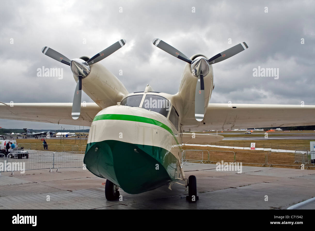 Grumman gans flugzeug -Fotos und -Bildmaterial in hoher Auflösung – Alamy