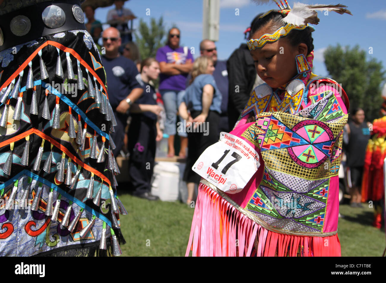 Pow wow kinder -Fotos und -Bildmaterial in hoher Auflösung – Alamy