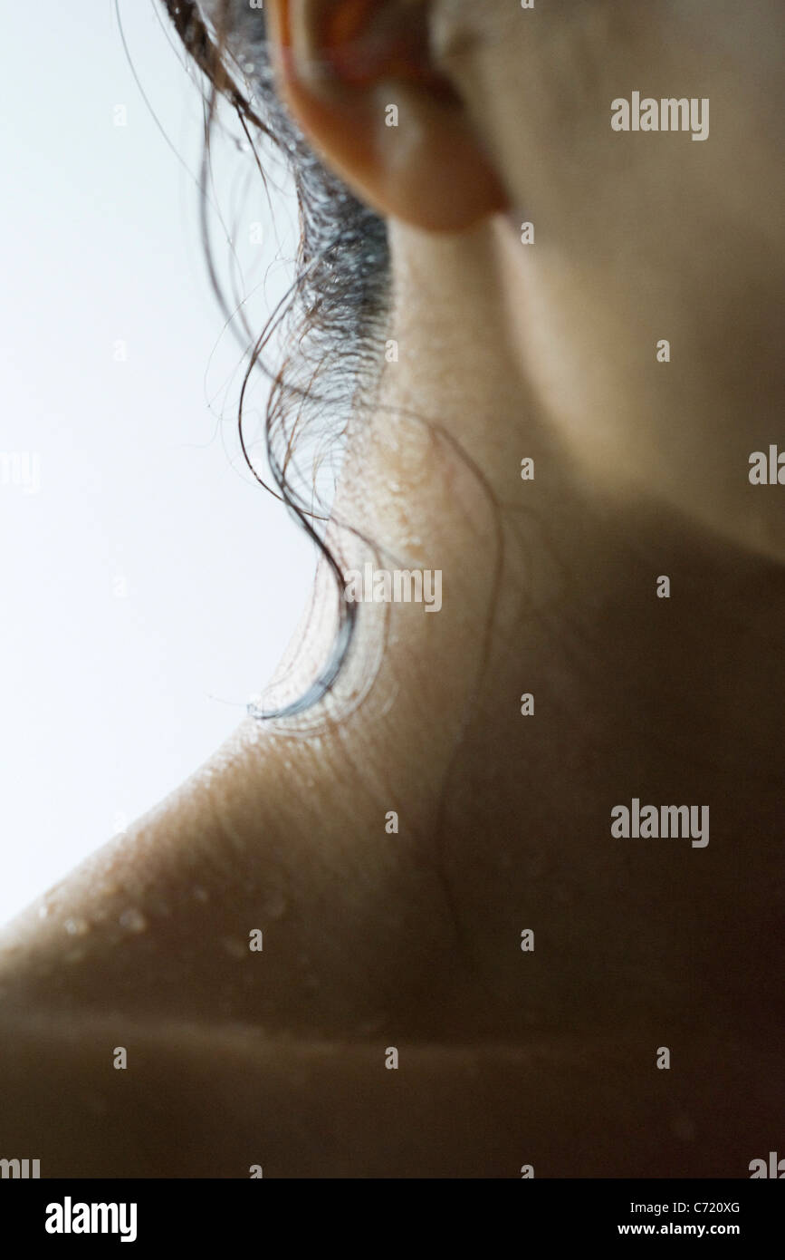 Hals ist -Fotos und -Bildmaterial in hoher Auflösung – Alamy