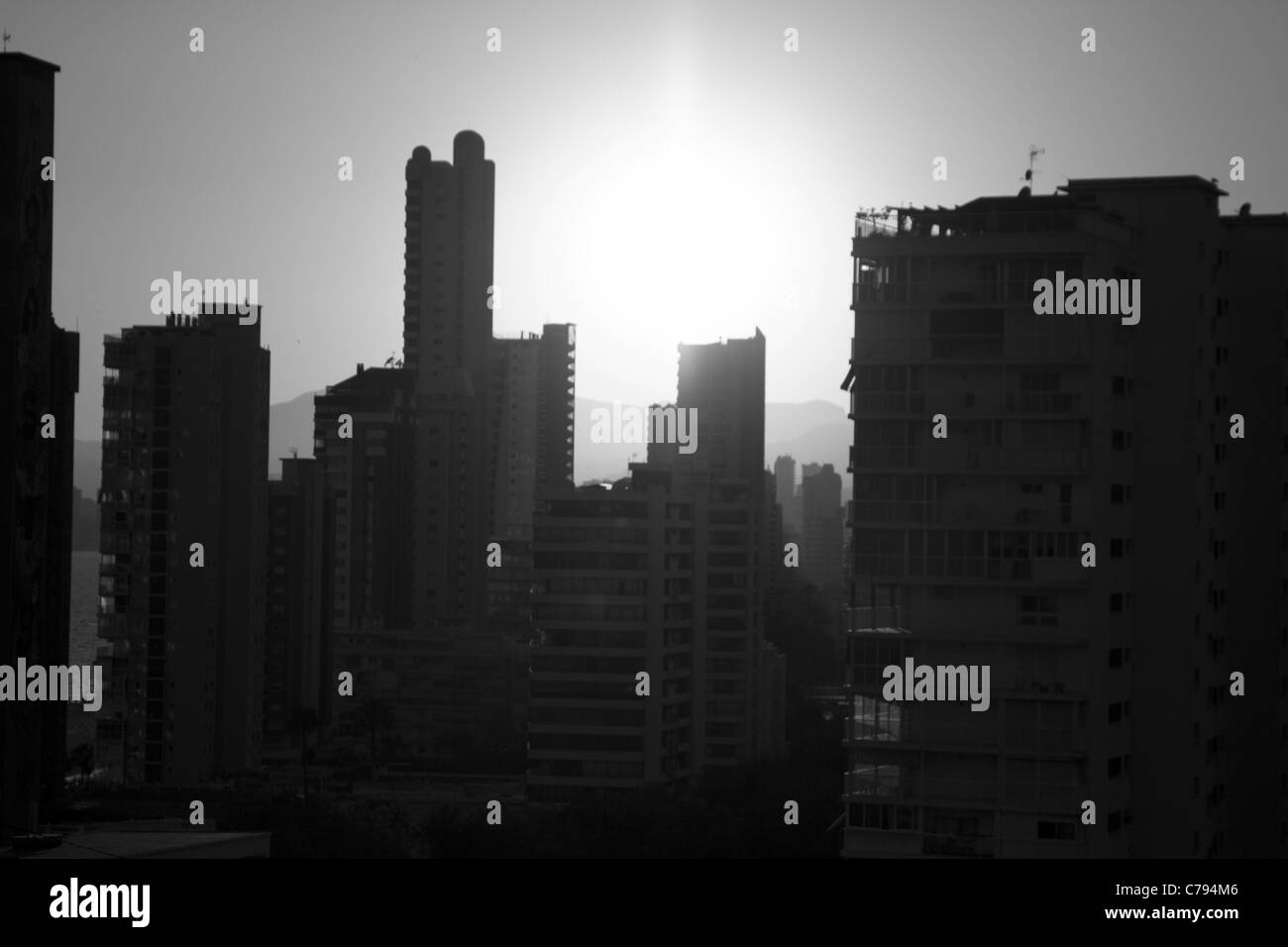 Benidorm silhouette -Fotos und -Bildmaterial in hoher Auflösung – Alamy