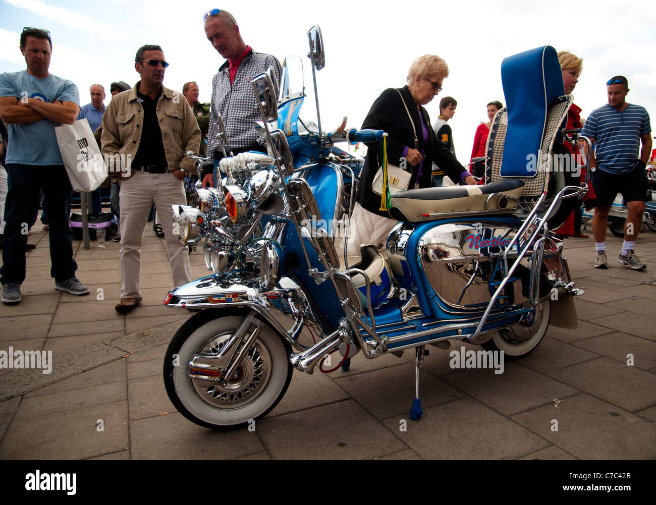 Mod weekender brighton -Fotos und -Bildmaterial in hoher Auflösung – Alamy