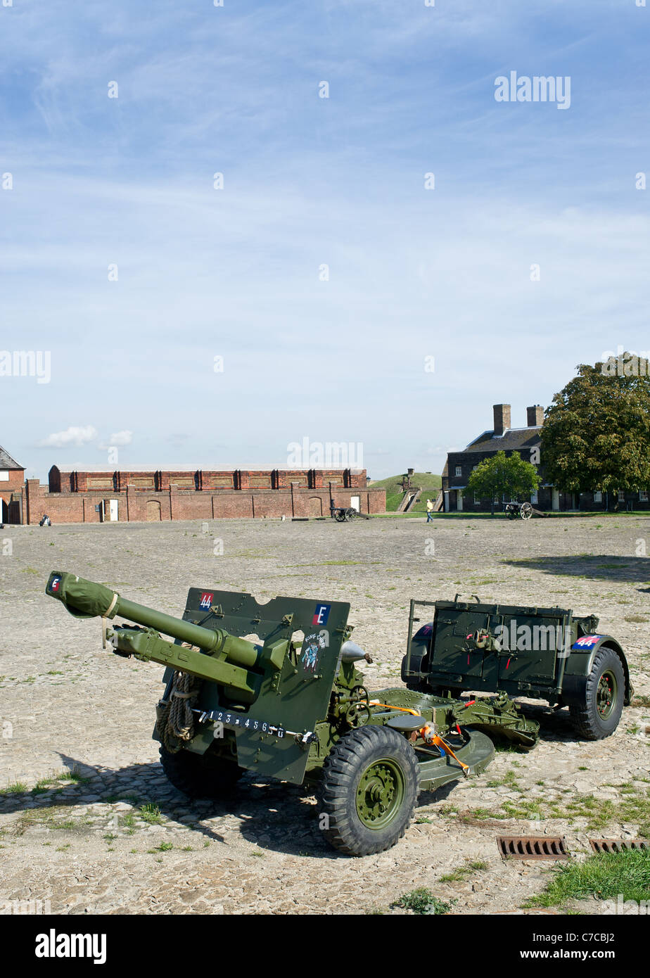 Munition qf 25 pdr -Fotos und -Bildmaterial in hoher Auflösung – Alamy