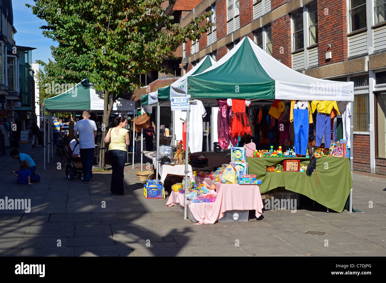 Traditionelle Geschäfte und Marktstände Stockfotos & Traditionelle ...