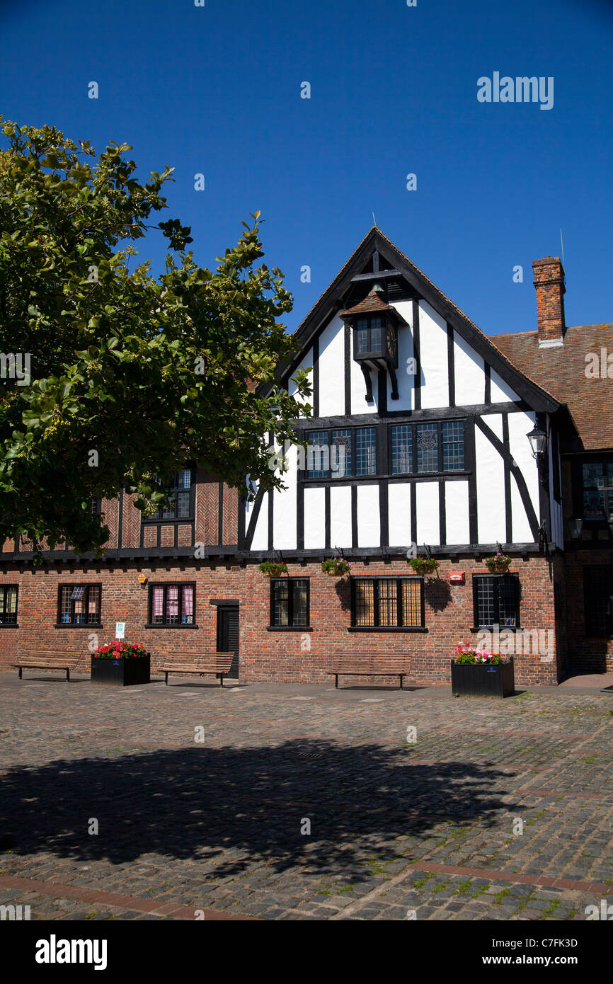 Sandwich guildhall -Fotos und -Bildmaterial in hoher Auflösung – Alamy