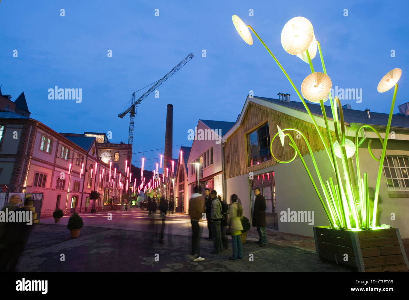 Luxemburg-Stadt. Rives de Clausen in der Nacht Stockfotografie - Alamy