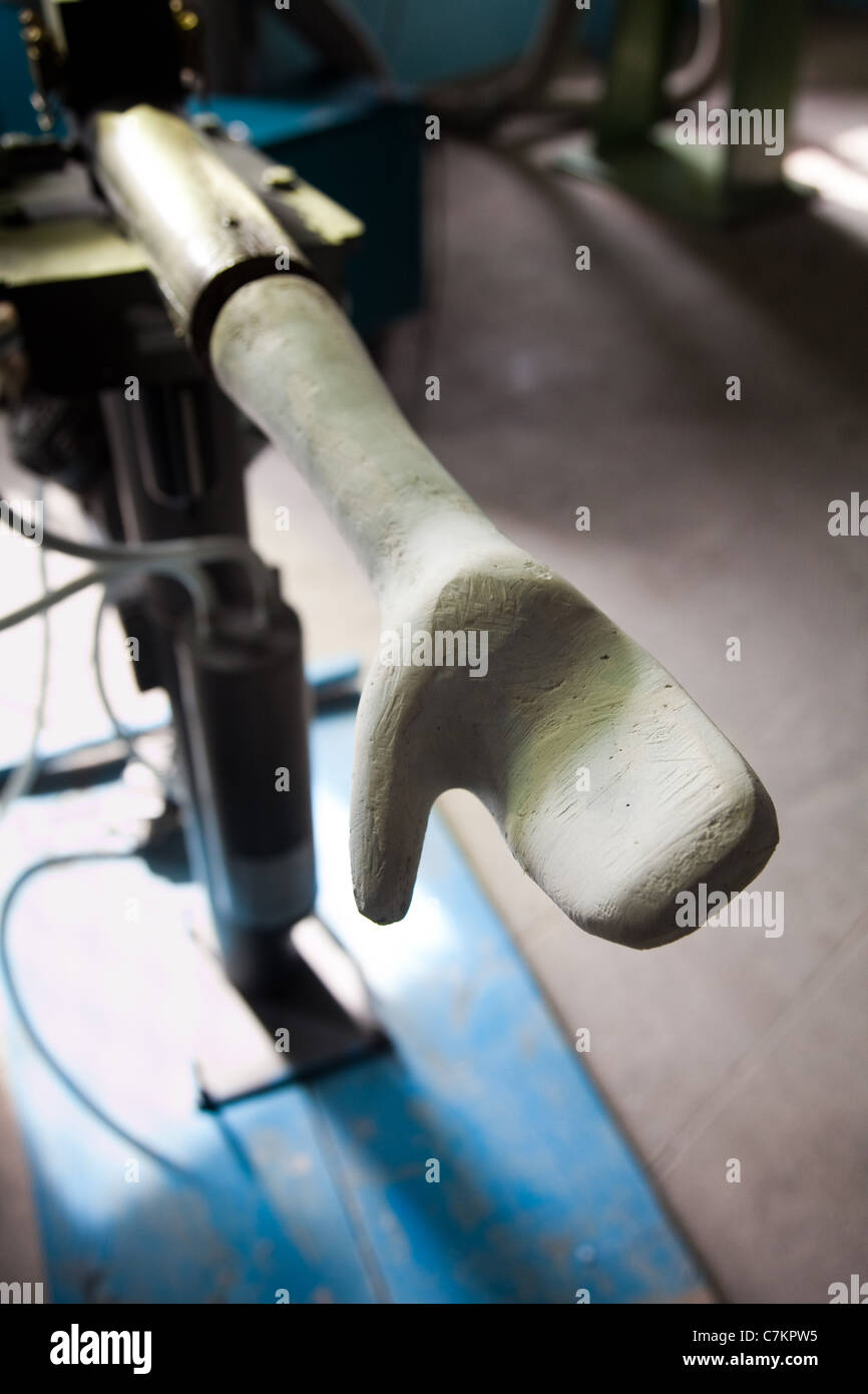 Arm aus gips -Fotos und -Bildmaterial in hoher Auflösung – Alamy